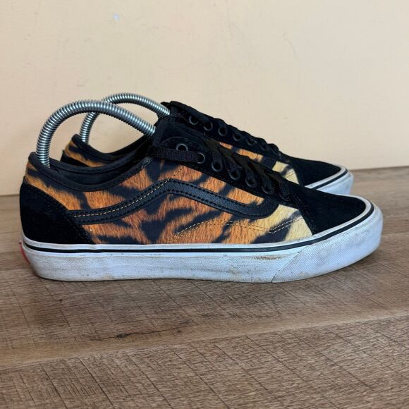 Vans | Shoes | Vans Tiger Stripe Classic Old Skool Shoes Mens 8 Womens ...